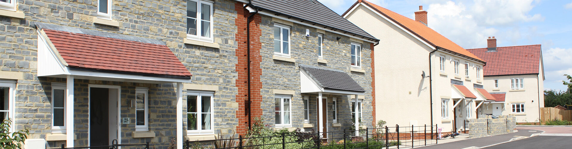 A Guide for Freehold Houses on Managed Estates | Alpha Housing Services Ltd